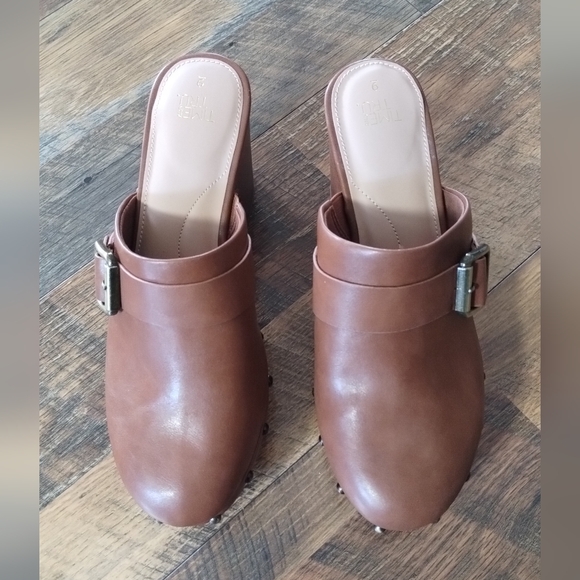 Time and Tru | Shoes | Time And Tru Brown Block Heel Studded Clogs ...